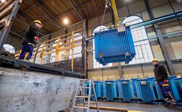 Німеччина передала Україні понад 300 тонн енергообладнання